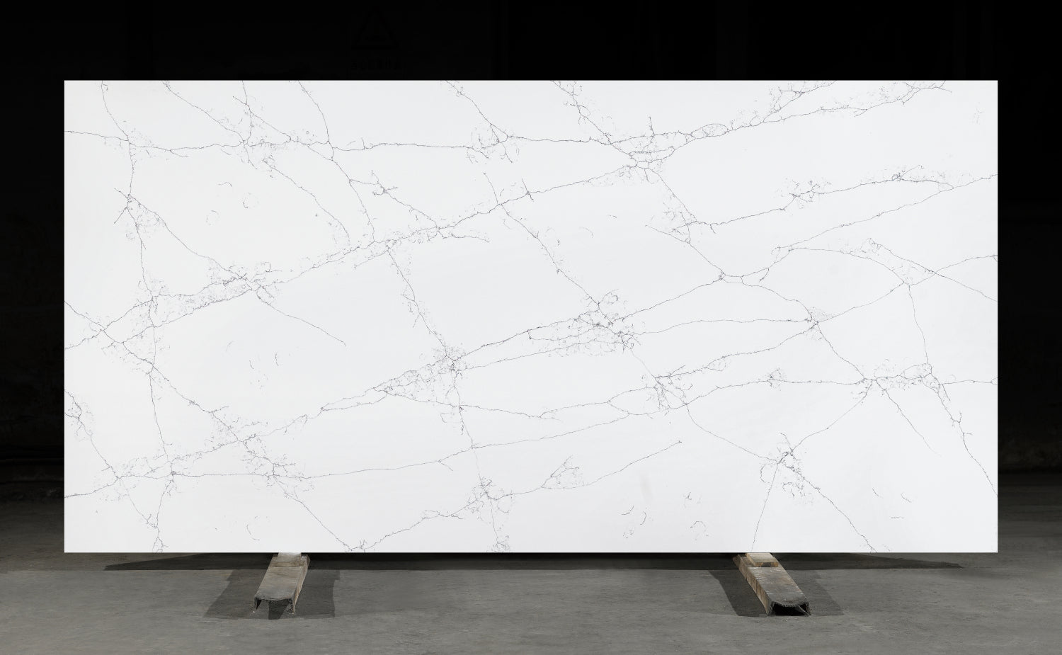 Bianco Drift Quartz Worktop – YS Tiles & Bathroom | Harrow